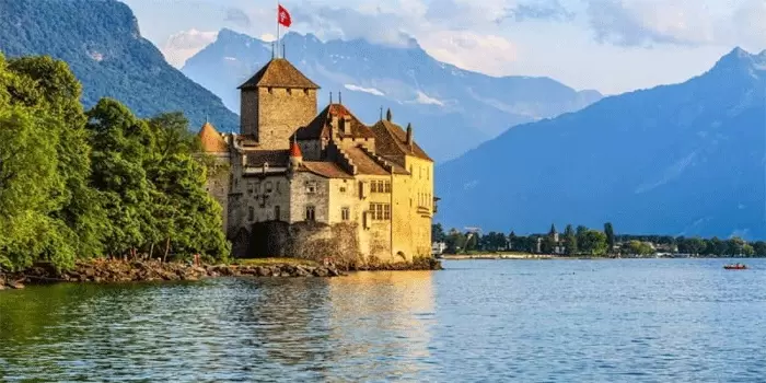 Danau Jenewa Swiss Destinasi Wisata Yang Cocok Di Kunjungi